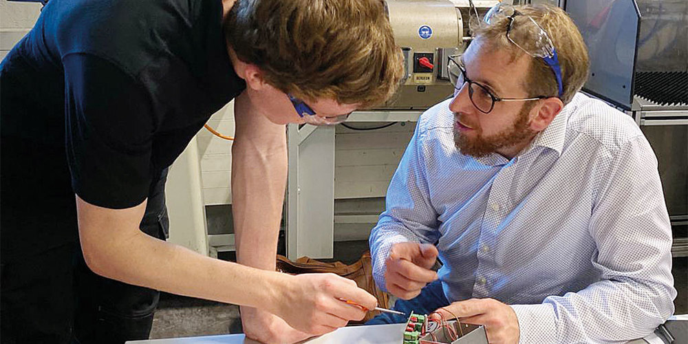 Kinder auf die hochtechnologisierte Welt vorbereiten | Region