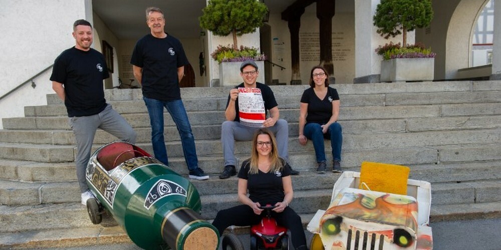 Mit der Seifenkiste die Neugass runterdonnern | Berneck