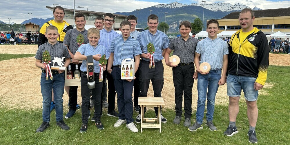 Mit sechs Zweigen zurück aus dem Wallis | Region Rheintal